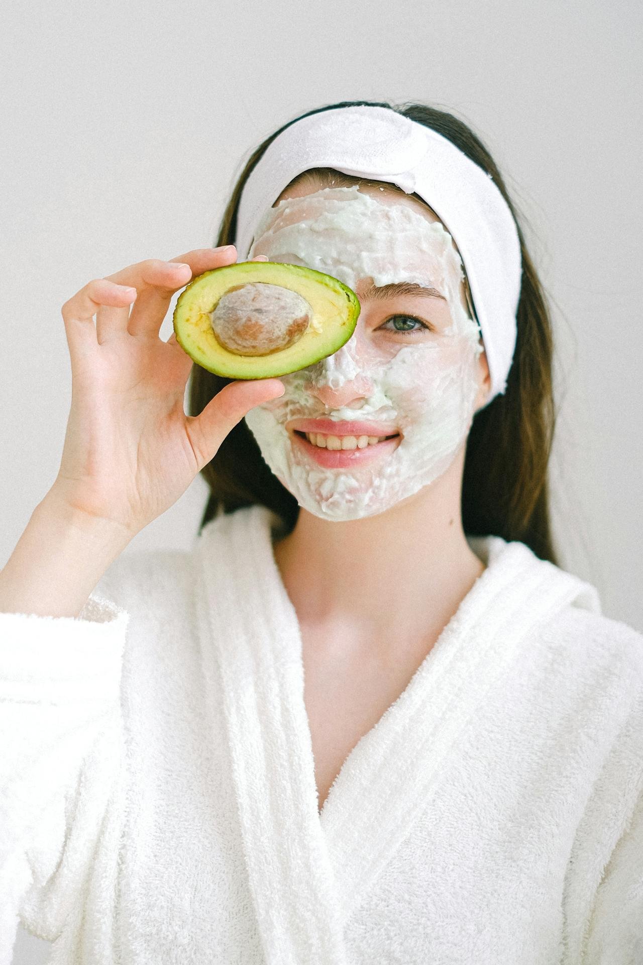 Avocado Hair Mask: 9 Easy Blends for Different Hair Types – Discover ...