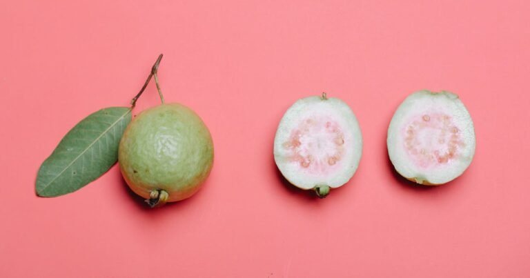 Guayaba: The Tropical Superfruit You Need in Your Life - Discover the ...