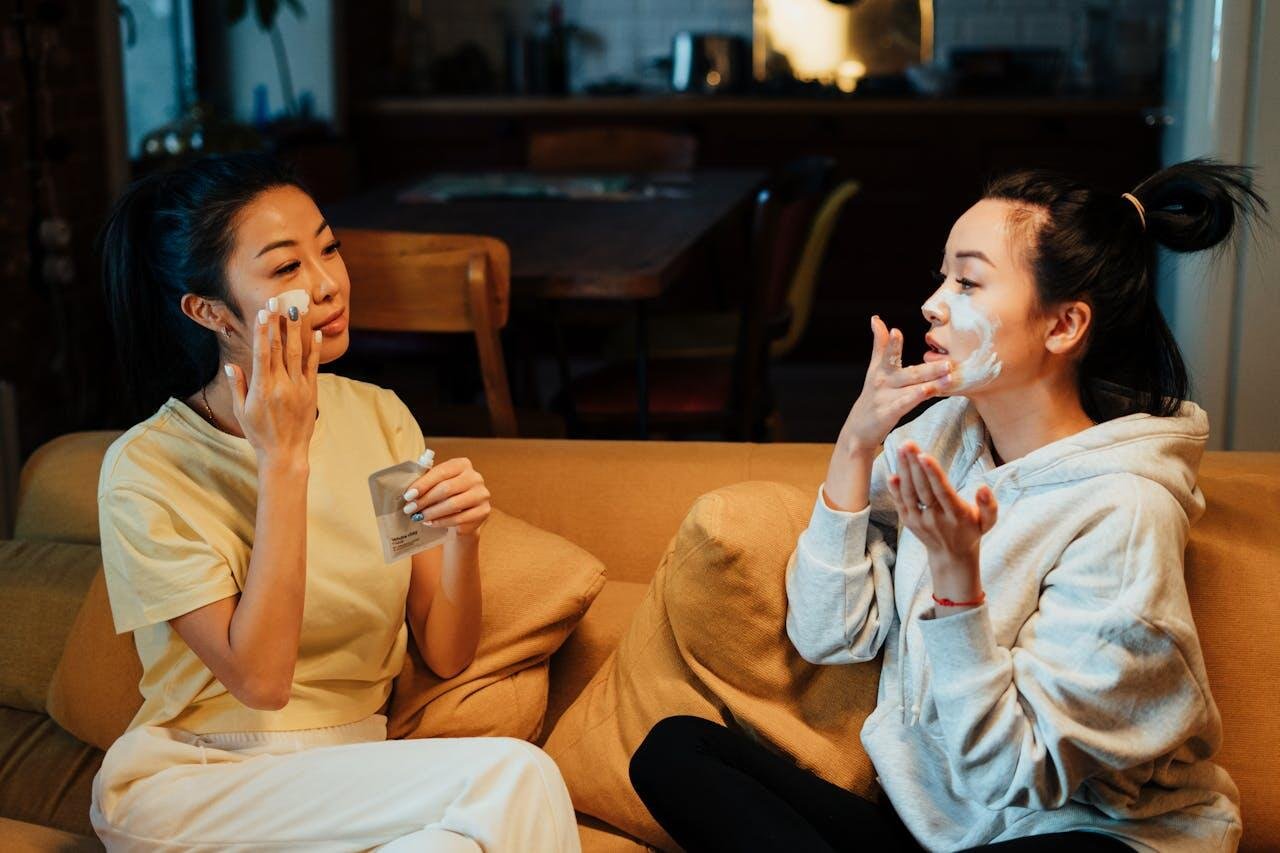 Sensitive Skin Savior: A Guide to Choosing Your Perfect Moisturizer ...