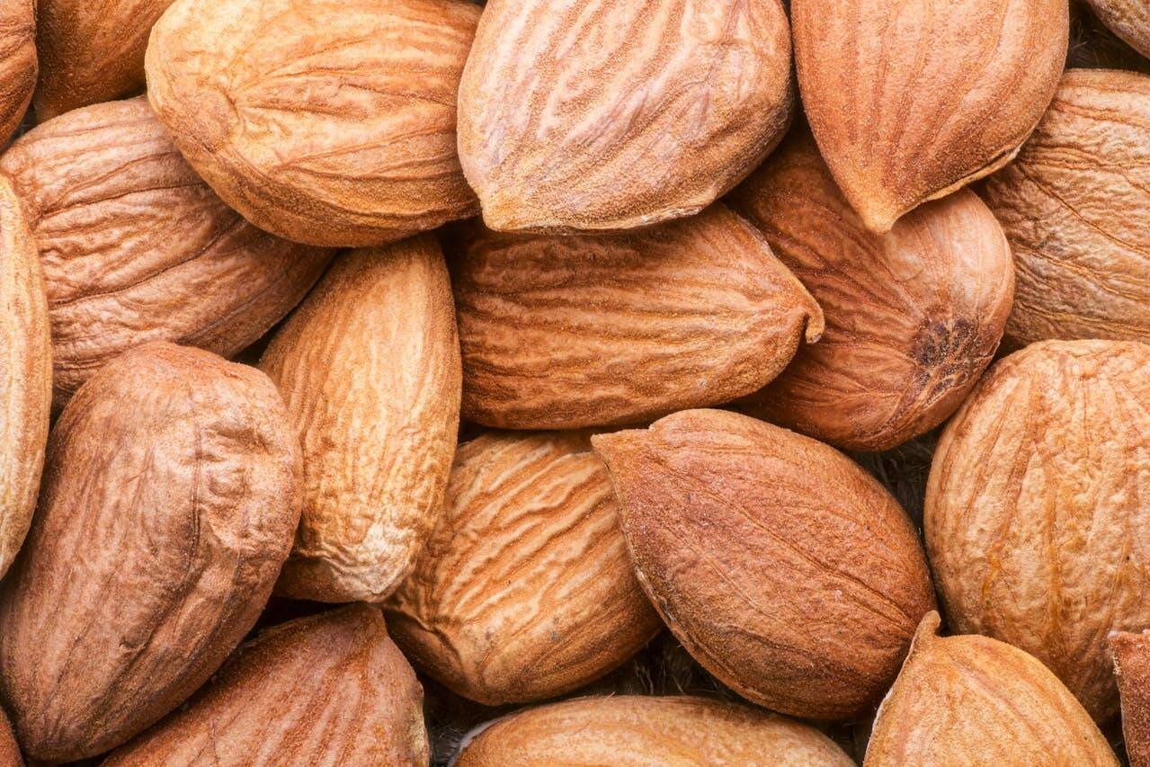 Almond Skin: Should You Peel It or Eat It? - Discover the Cure Within