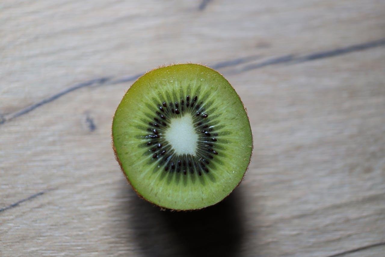 Muscle Recovery and Kiwi: A Post-Workout Superfood? - Discover the Cure ...